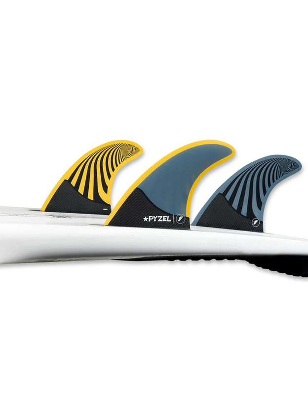 Futures Pyzel Honeycomb Carbon Fin Set - Surfboard Fins | HYDRO Surf ...
